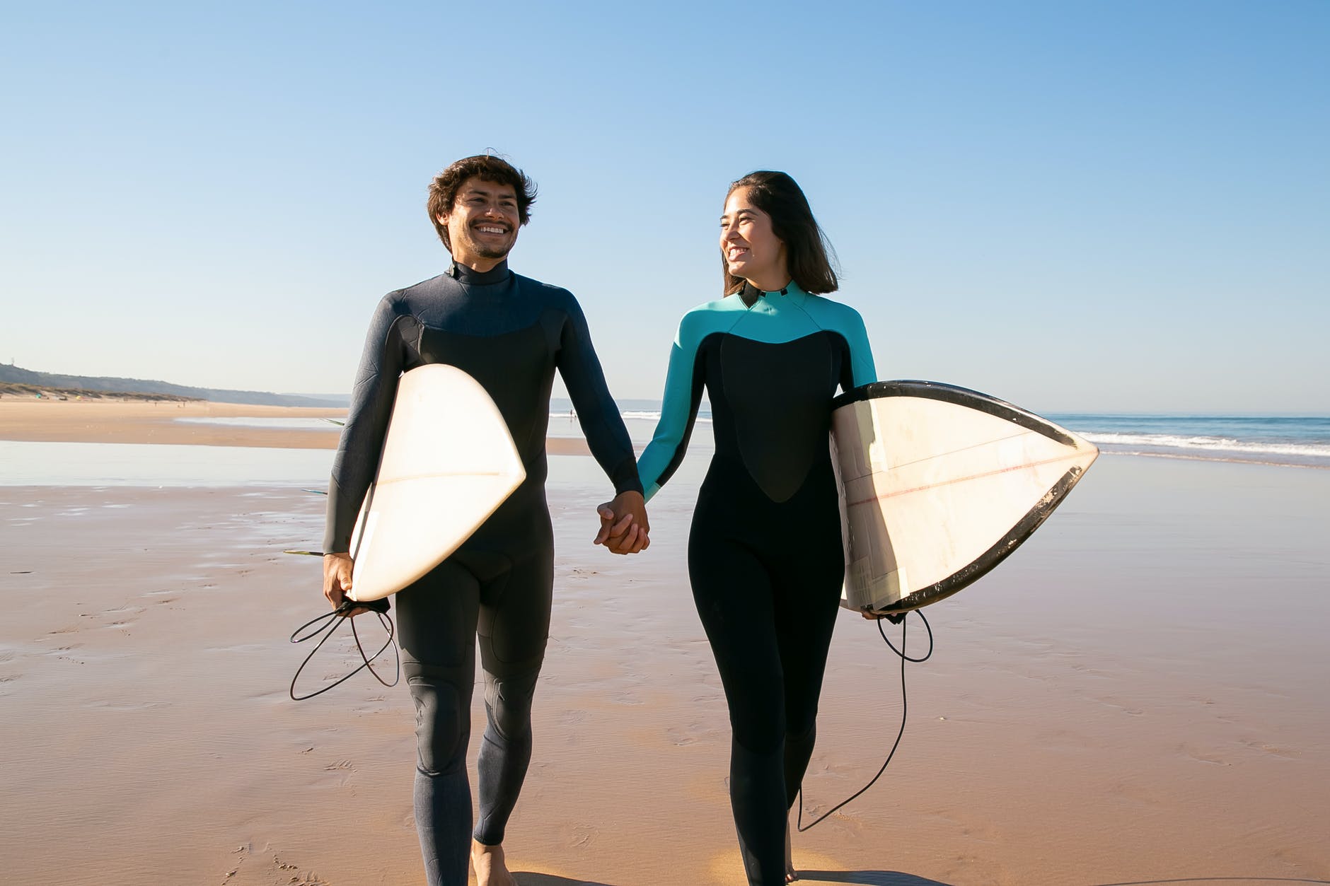 Famous Surfers Who Teach Us a Different Meaning of Adventure